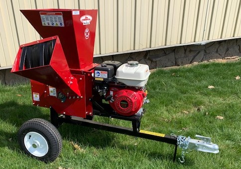 Wood chipper shredder rental for branches up to 3 1/2" - Milwaukee area